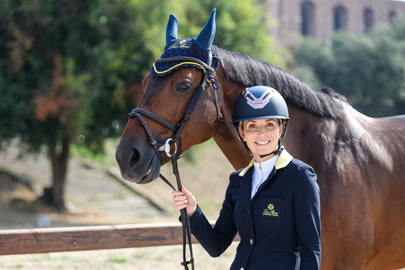 PHOTO GALLERY - Edwina Tops-Alexander